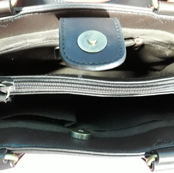 Relic | Bags | Authentic Relic Paisley Embossed Design Bag | Poshmark